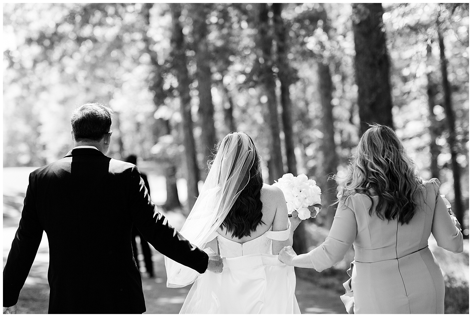 Old Overton Club Wedding - katelynworkmanphotography.com